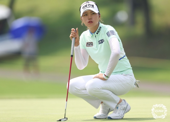 ‘제주는 나의 힘’ 이예원 시즌 2승… KLPGA 다승왕 경쟁 4자 구도로 | 서울Pn